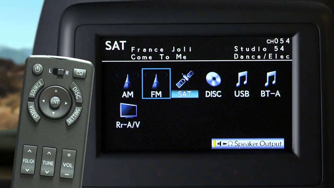 Rear Seat Entertainment System on the Lexus LX 570 - YouTube