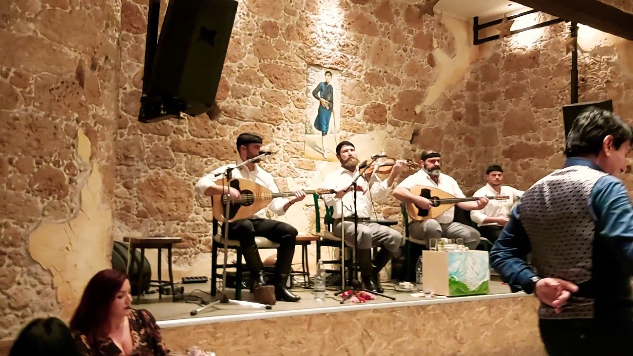 Στης Πάργας τον ανήφορο - Στης πικροδάφνης τον ανθό - Γιάννη μου το ...