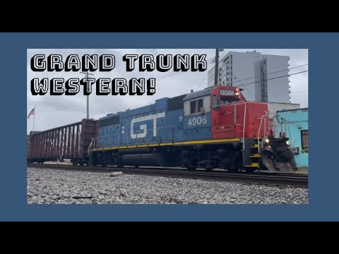 4 Trains! GT locomotive leading L515 and E251 with squeaky train car! - YouTube