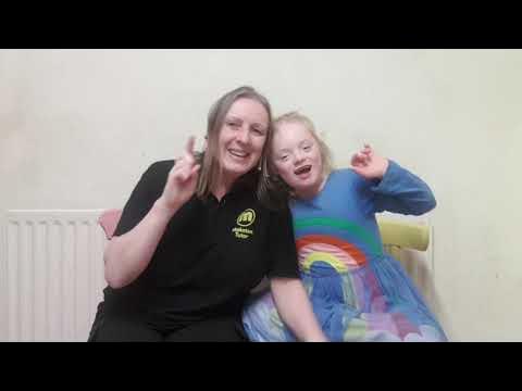 Makaton Signs - Book / To Read / To Sign / Story 📚 - YouTube