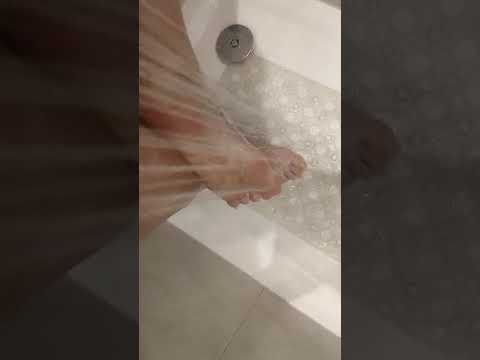 Shower time 🚿👅👣🍭🤤