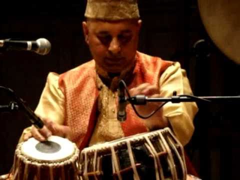 Samir Chatterjee 1 @ Drumming! 2010 - YouTube