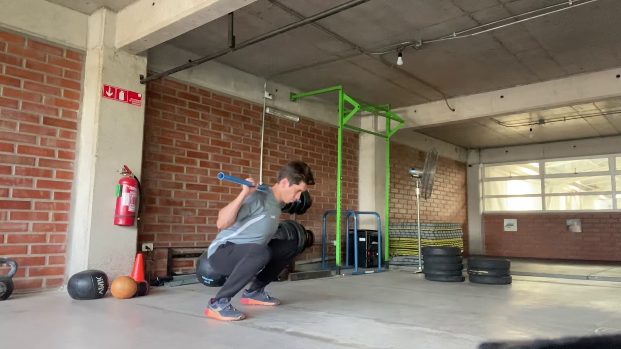 Kang Squat - YouTube