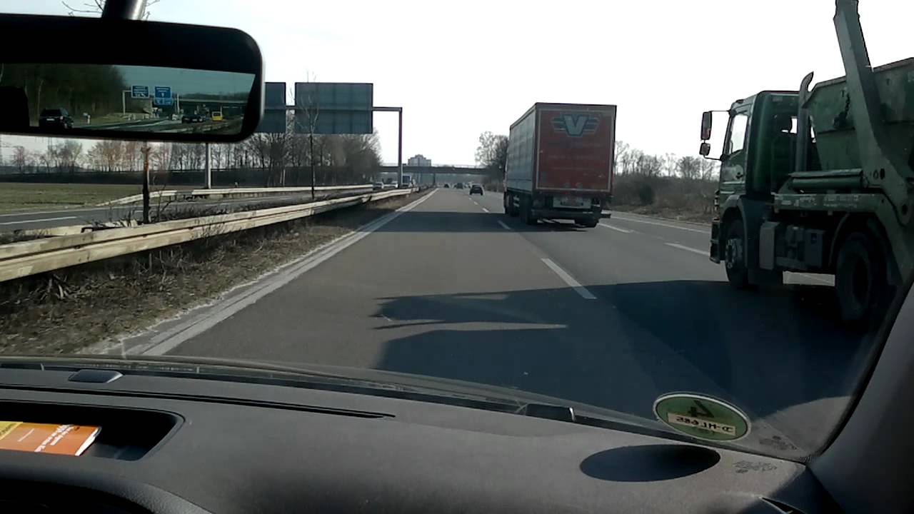 Fahrstreifenwechsel Autobahn Einfahrt - YouTube