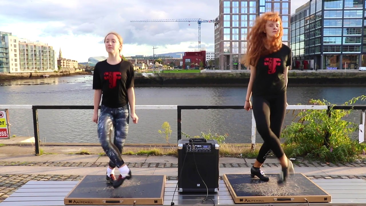 Irish Dancing on the Dublin Quays - YouTube