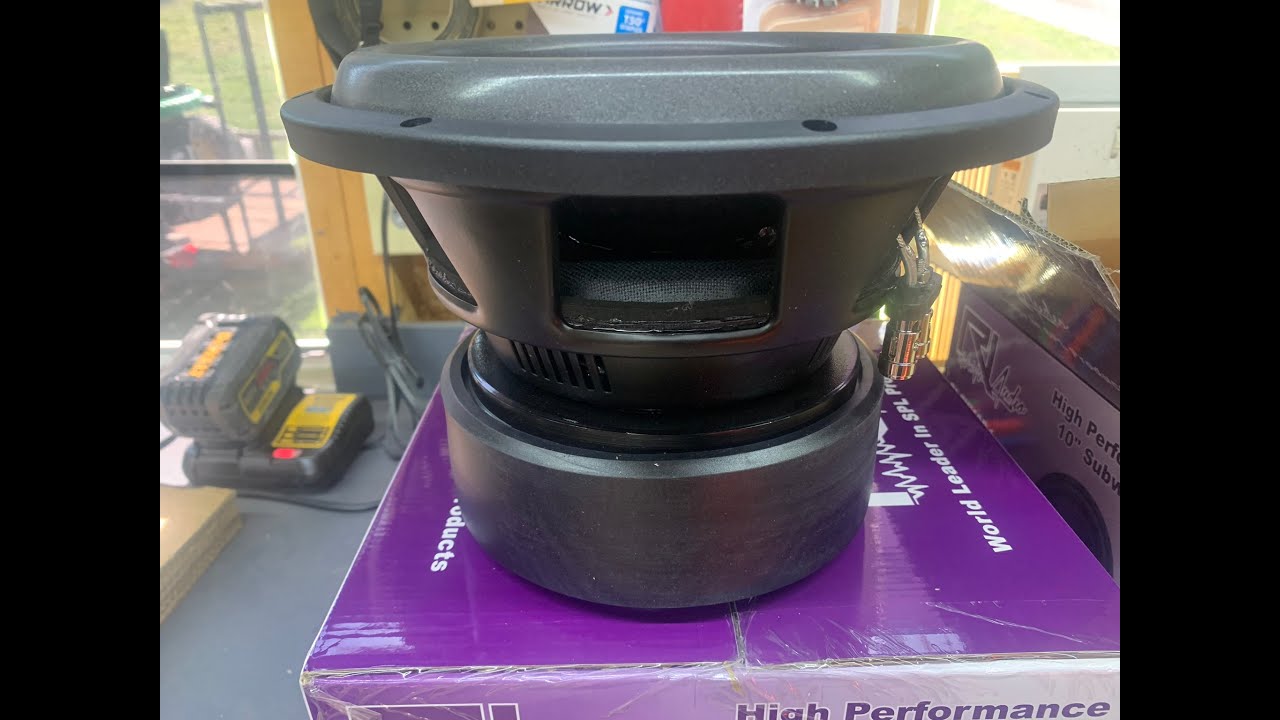 4 RI Audio 10's 800watts RMS & DB16 Hit 140 - YouTube