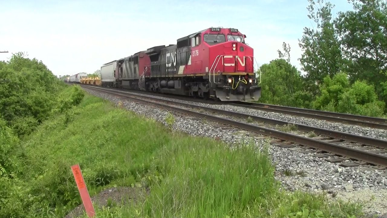 CN 331 CN 2176 CN 2401 At Powerline Rd W June 9 2019 - YouTube