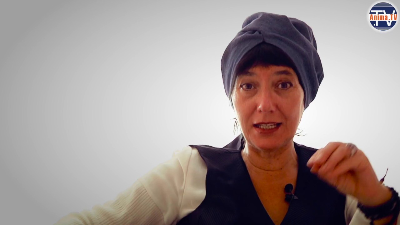 Selene Calloni Williams - L'esperienza materiale - YouTube