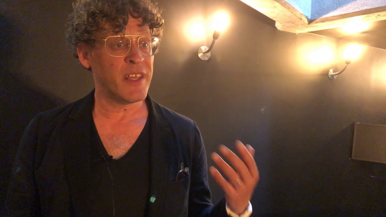 'There Are No Fakes' premiere Jamie Kastner - YouTube