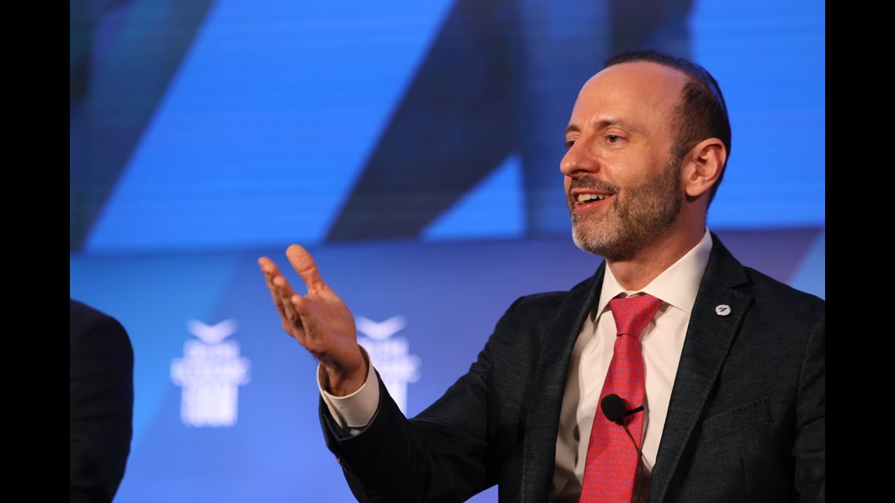 Gregory D. Dimitriadis, CEO & Executive Member of the Board, Growthfund ...