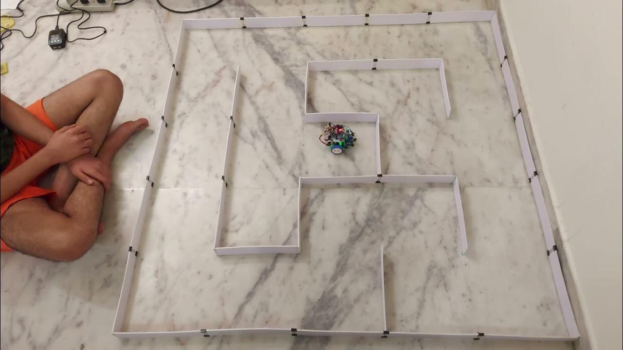 First attempt at floodfill based Micromouse (Arduino nano) (Link to code in Description) - YouTube