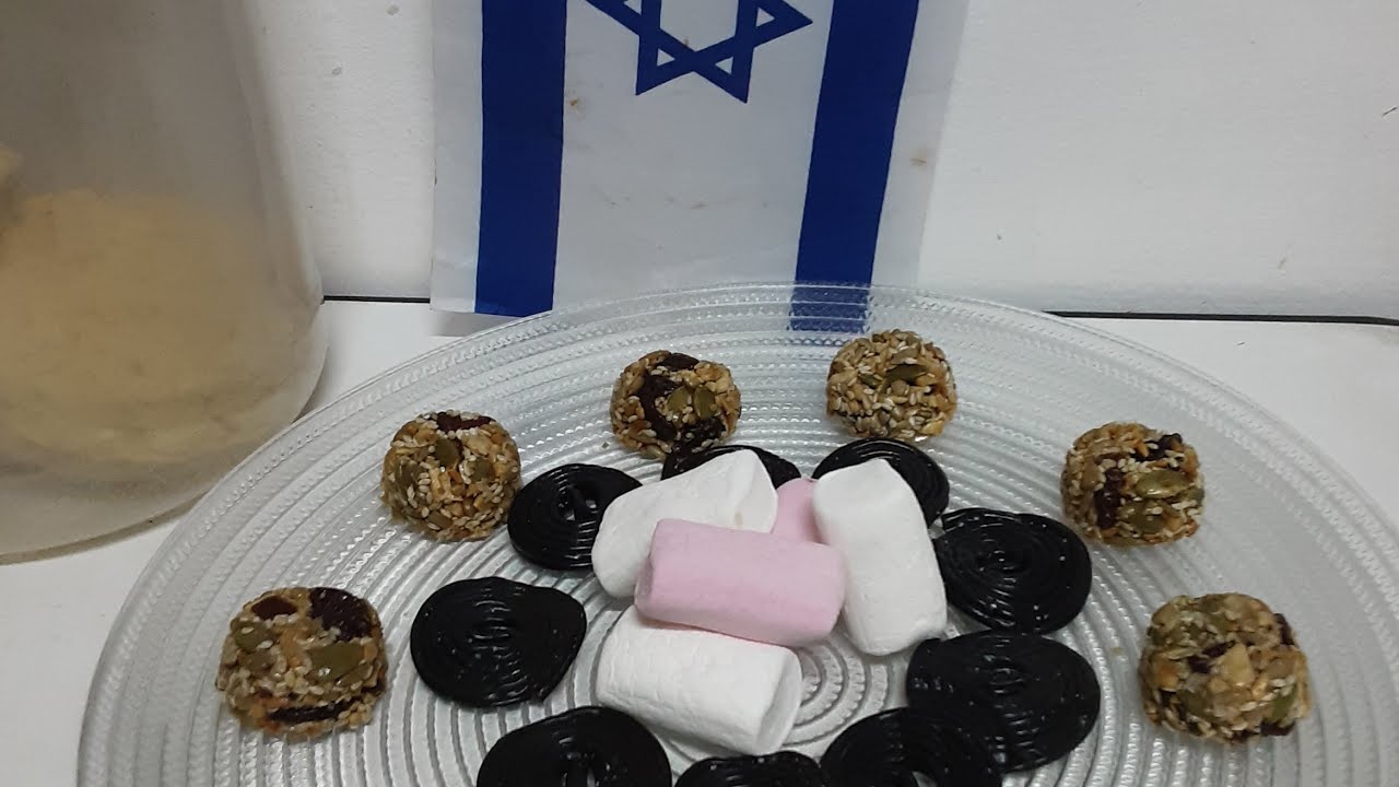 Ms.ISRAEL Vlogs בשידור חי!Cookies & candies on the plate - YouTube
