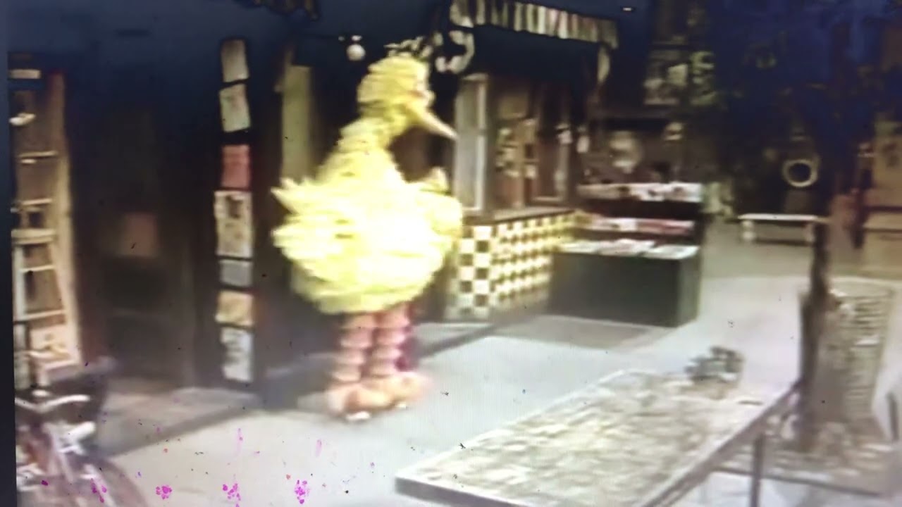 Sesame Street Big Bird Wheels on my Feet (1981) - YouTube
