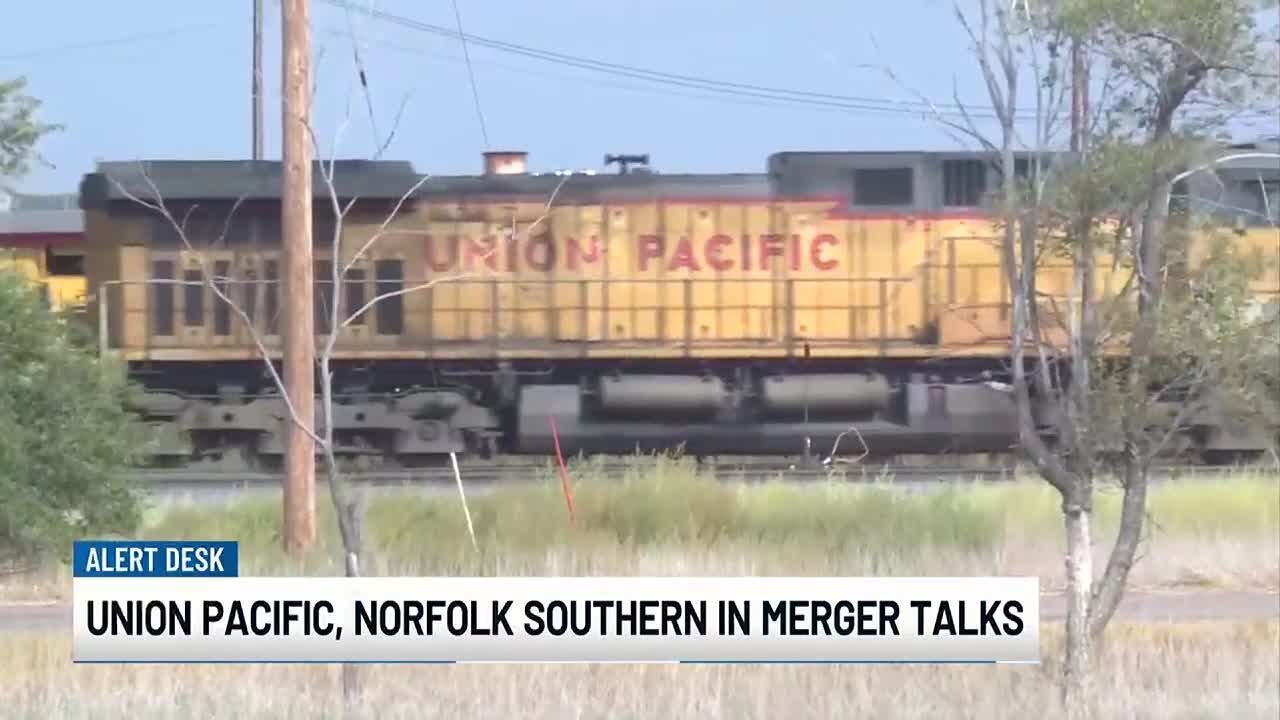 Union Pacific, Norfolk Southern in merger talks - YouTube