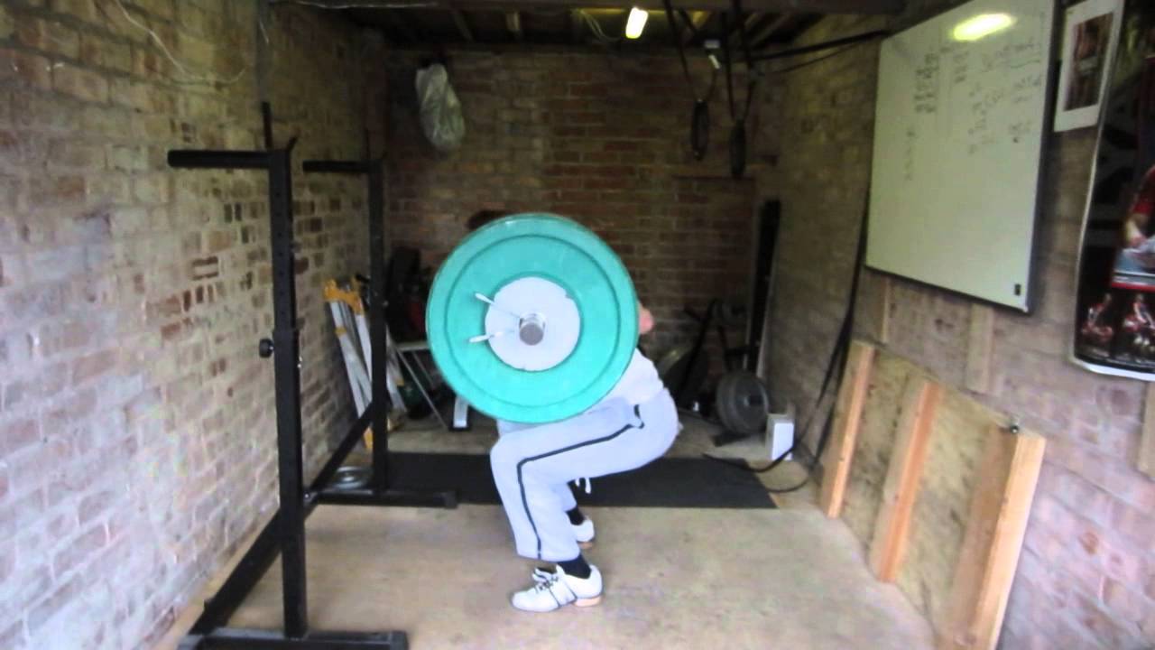 Rob back squat 135kg double set 1 - YouTube