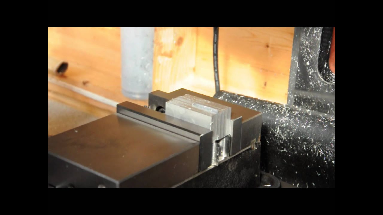VA4 Vertex Milling Vice Review - YouTube