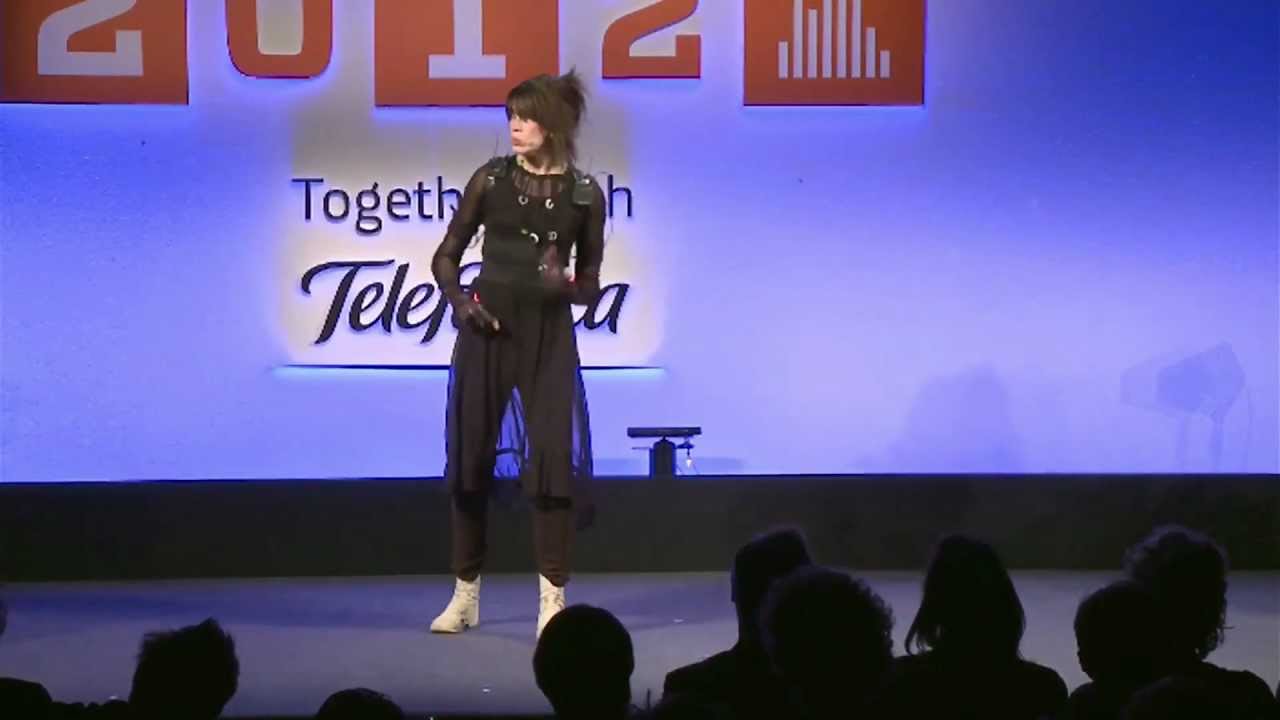 Imogen Heap Performance with Musical Gloves Demo | WIRED 2012 | WIRED ...