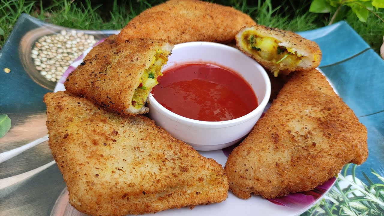Aloo Bread Petty Recipe/ हलवाई जैसा ब्रैड पकौड़ा/ Delicious Tea Time ...