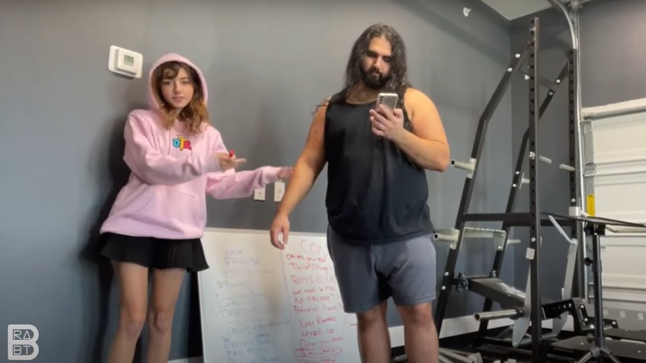 Monday 29th August - IM LIVE!! PROS AND CONS LIVING IN AUSTIN • - Bonnierabbit Vod - YouTube