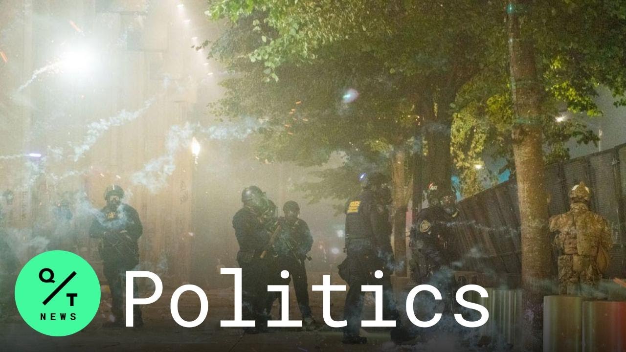 Portland Protesters Shoot Fireworks At a Federal Courthouse - YouTube