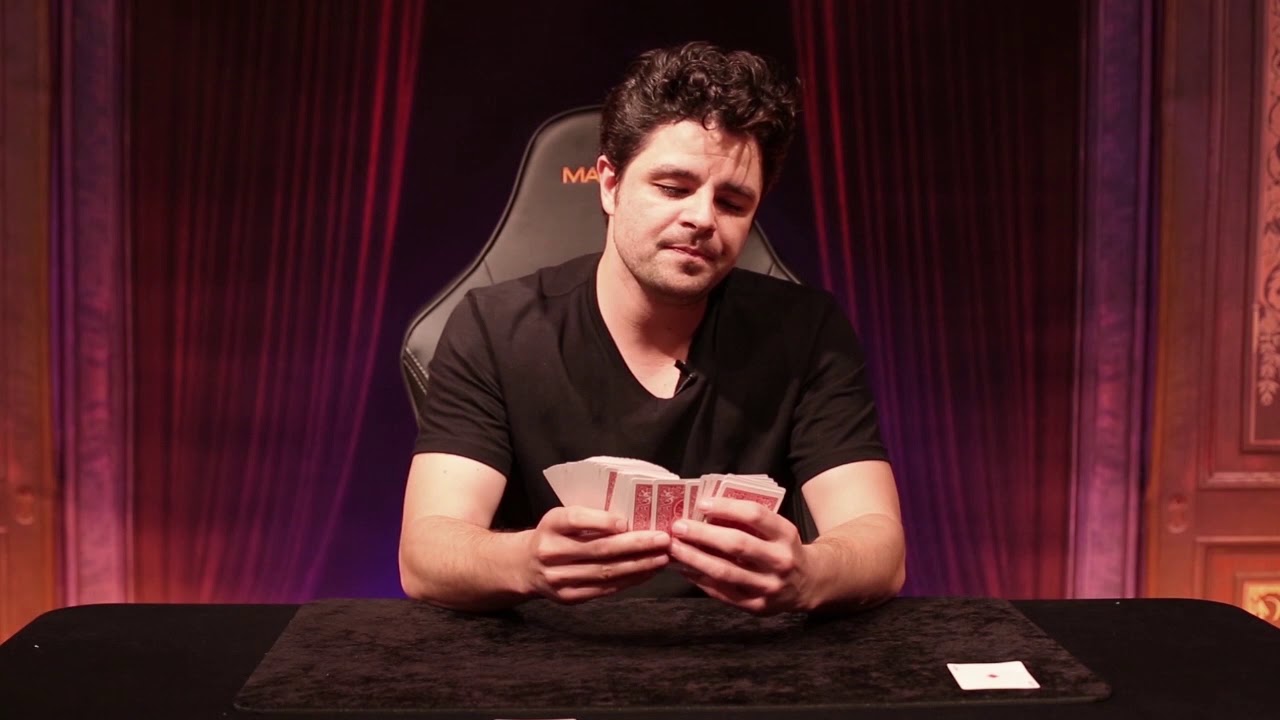 MAXNOMIC® meets Nick Locapo - Magic Trick 1 - YouTube
