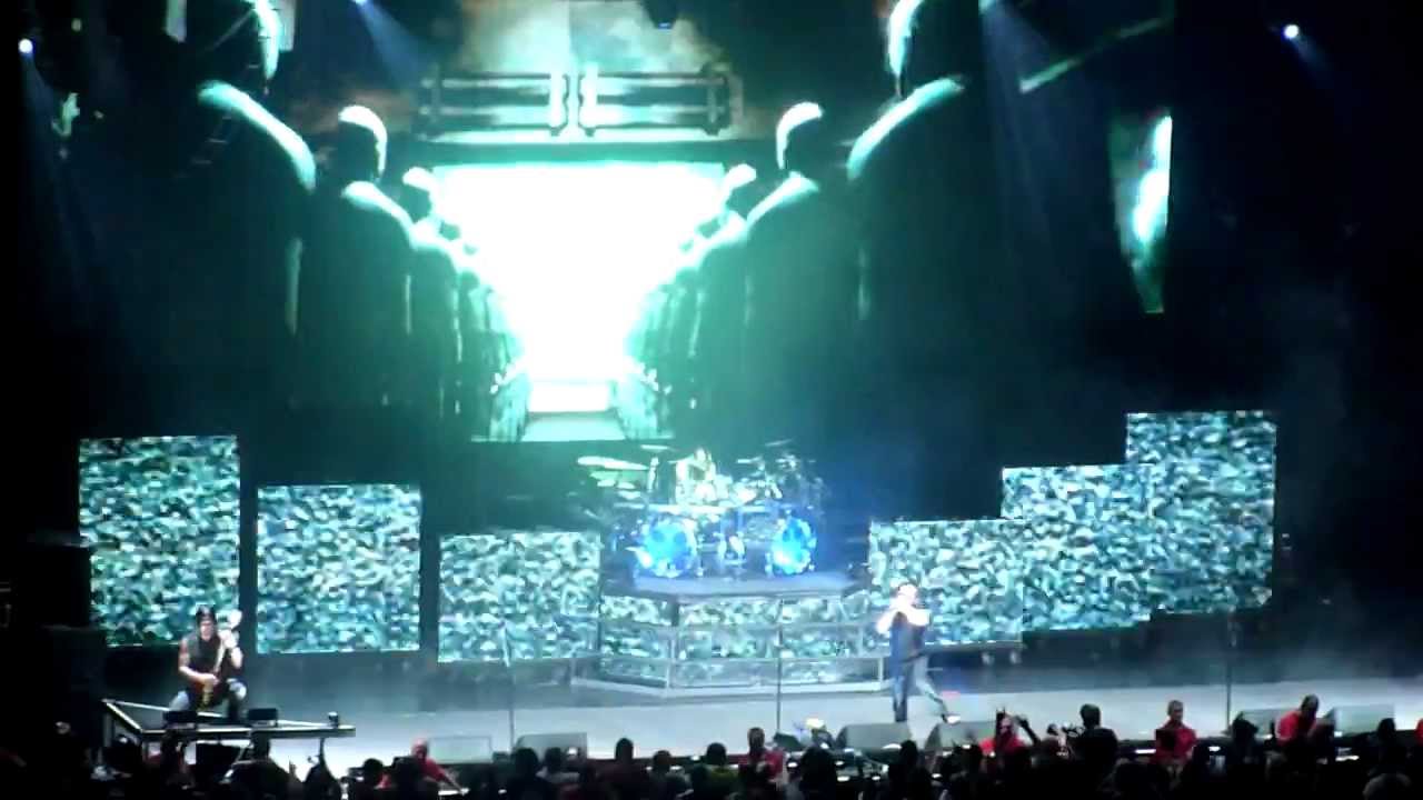 Disturbed - Liberate (Live) Mayhem Festival 2011 Detroit 08.06.11 - YouTube