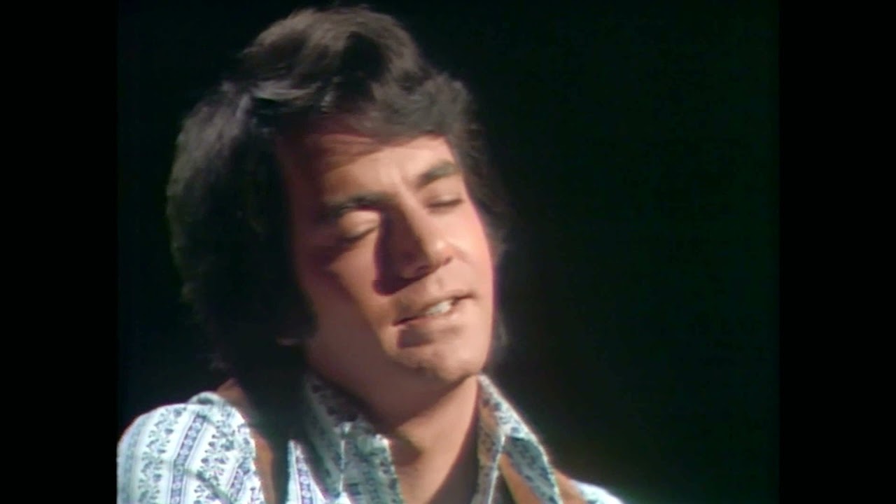 Neil Diamond singing both sides now 1969 - YouTube