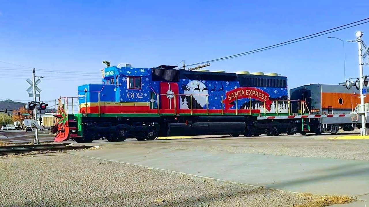 CRRX - SD40-3 #602 - Departing Cañon City - YouTube