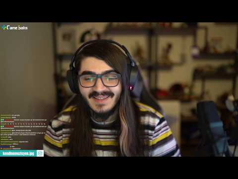 KENDİNE MÜZİSYEN WİNX CLUB ŞARKISI DİNLİYOR