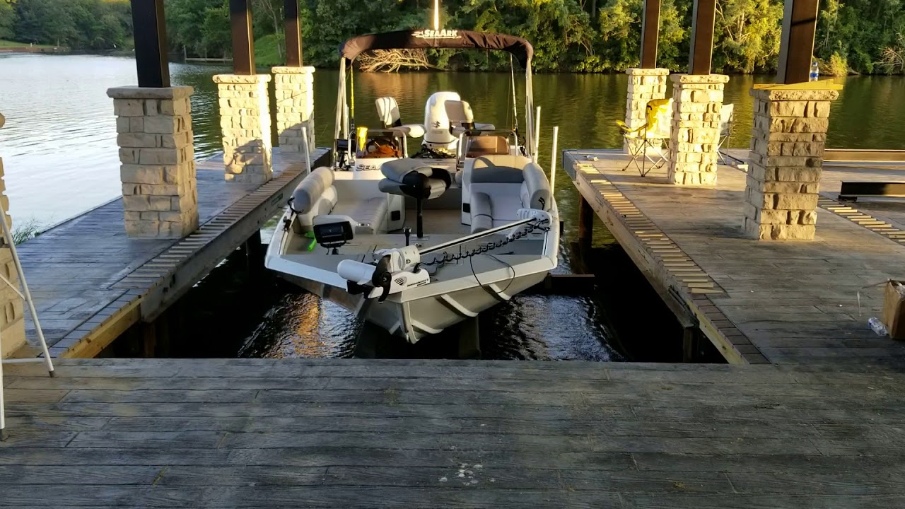 Custom boat lift Custom boathouse Custom boat dock. - YouTube