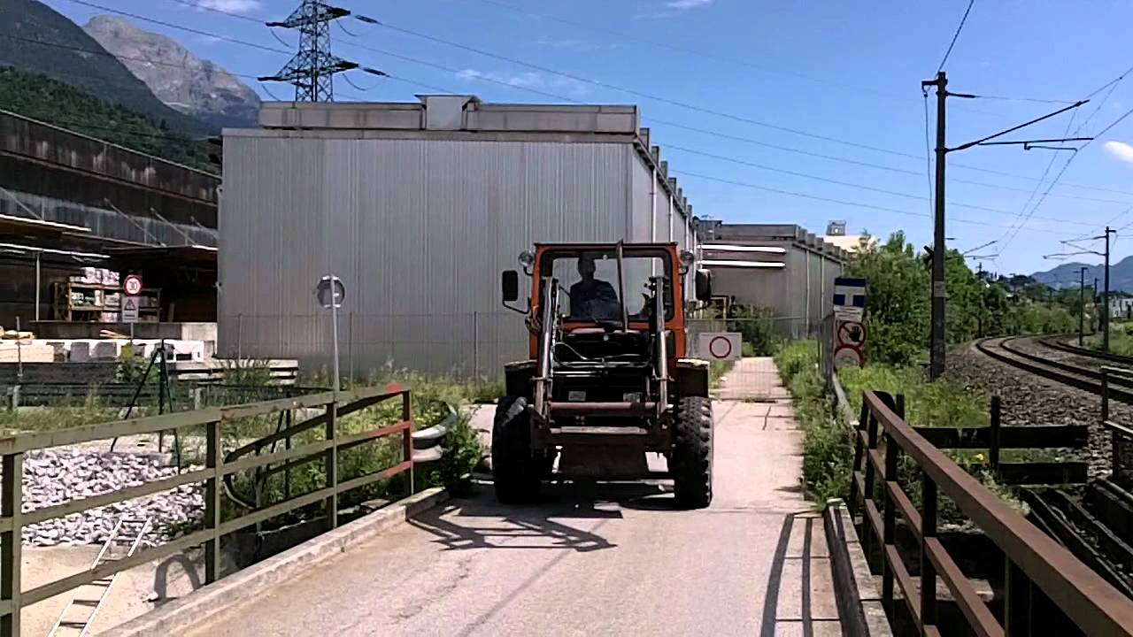 MB Trac Mercedes Benz Tractor at Jenbach,Austria June 5,2011 - YouTube