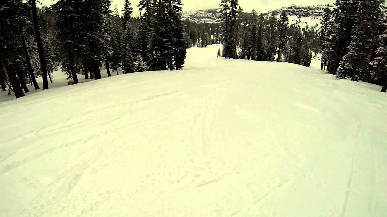 Skiing on a green hill - YouTube