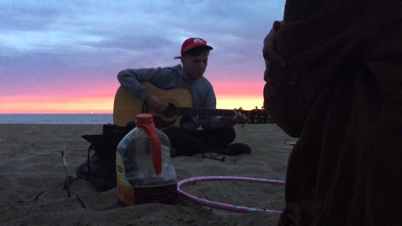 Sean Solomon (Moses Campbell)- Wallflower live on the beach. - YouTube