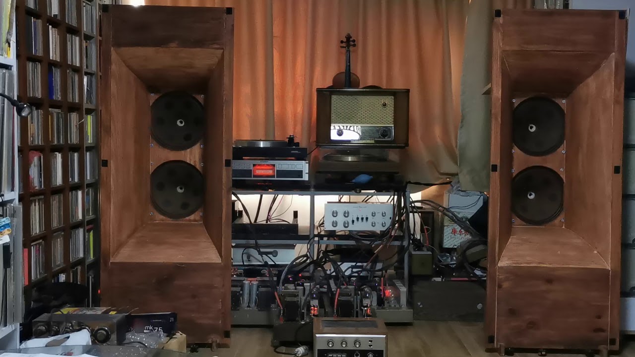 Stentorian 12 見龍卸甲 三國 - YouTube