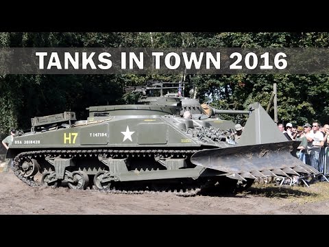 Tanks in Town 2016 (Sherman T5E3 Mine Excavator, Sherman Dozer, Leopard ...