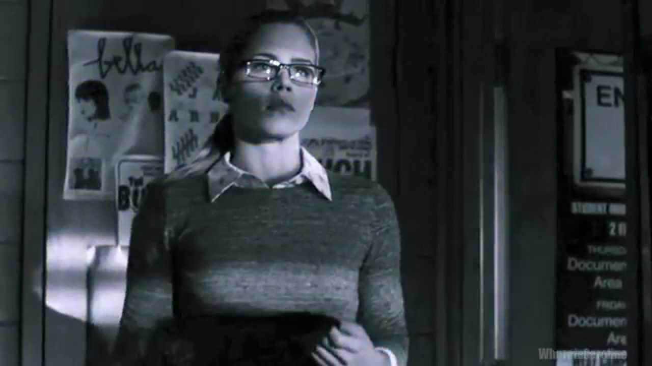 Felicity Smoak | Badass Hacker & Hero - YouTube