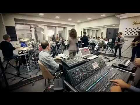Нури Серинлендириджи-Сары Койнек