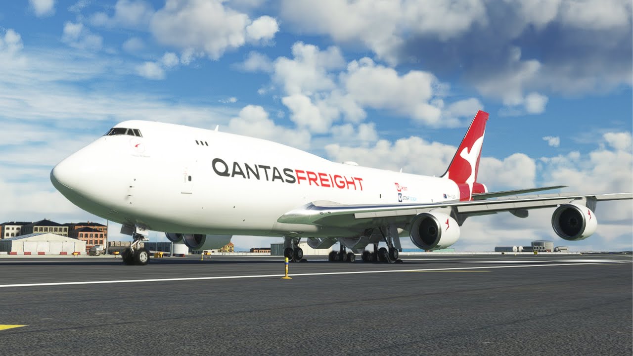 Dangerous landing Boeing 747 Qantas at Tampa International Airport - MFS2020 - YouTube
