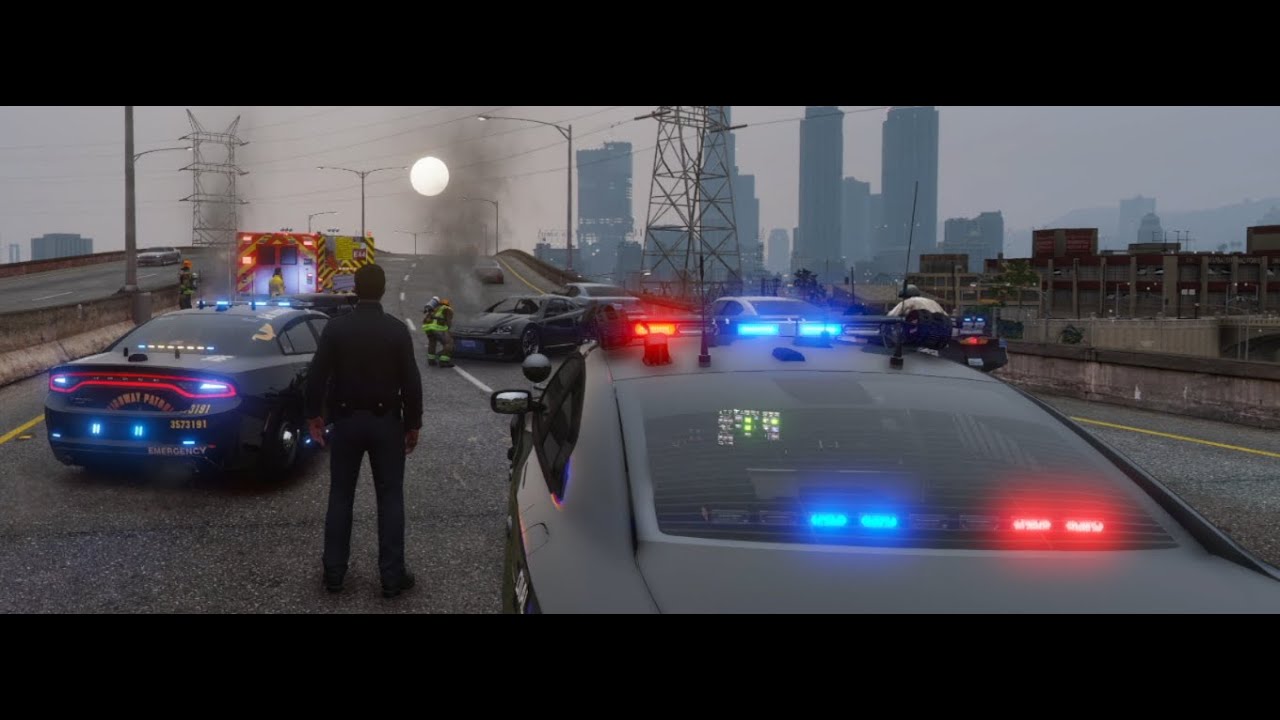 LSPD Responds to Motor Vehicle Accident on Olympic Freeway | GTA V ...