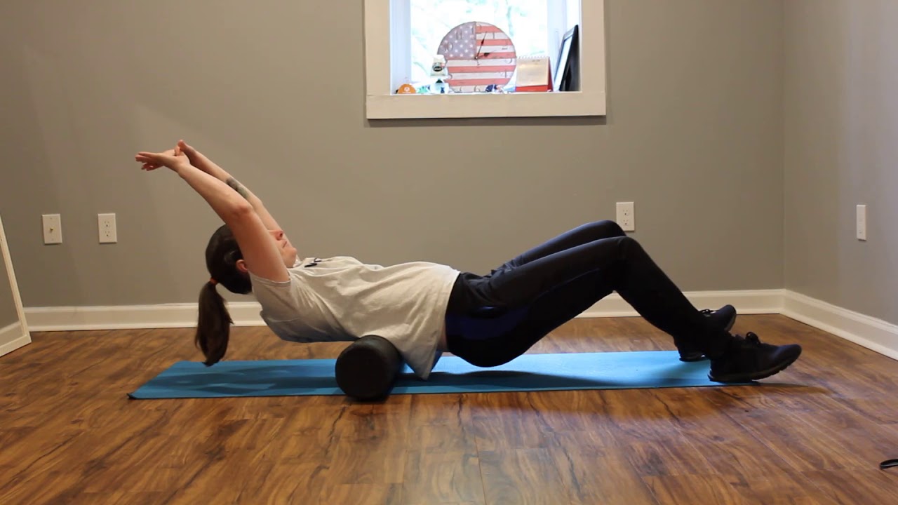 Foam rolling upper back - YouTube