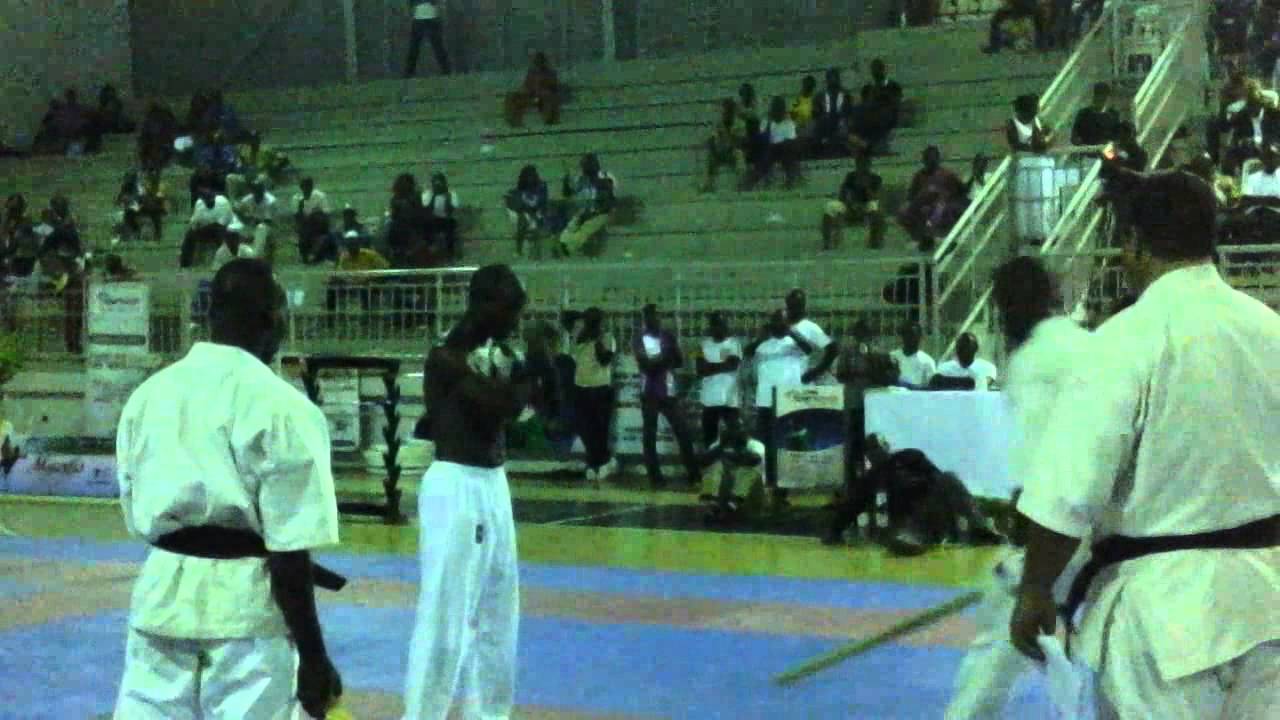 démo du cikko a la mantis night karaté kyokushin - YouTube