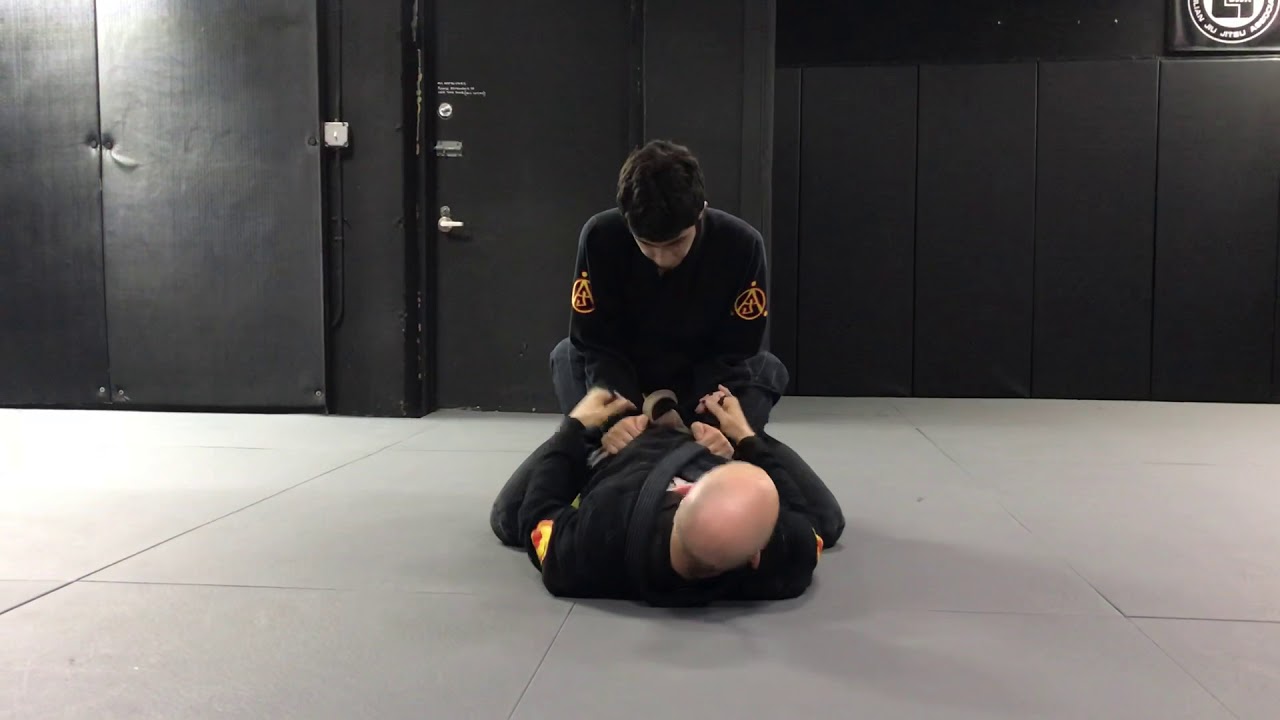 Sit up sweep from closed guard - YouTube