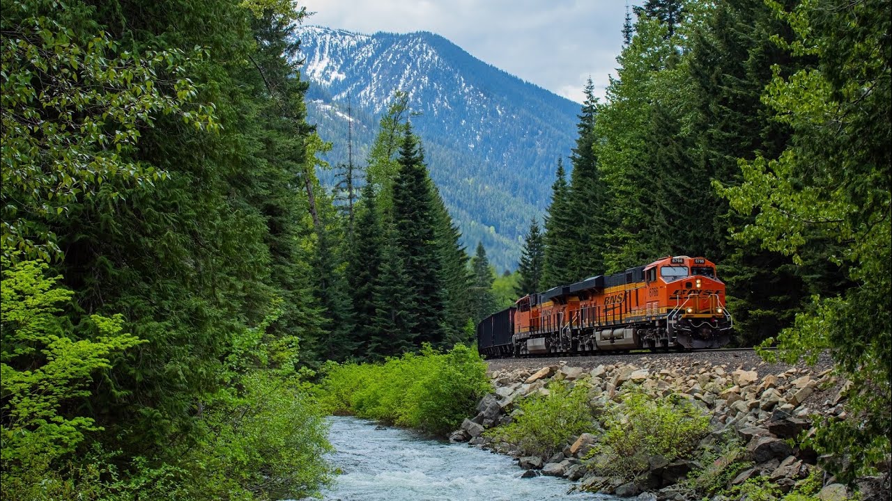 Trains on Stevens Pass - YouTube