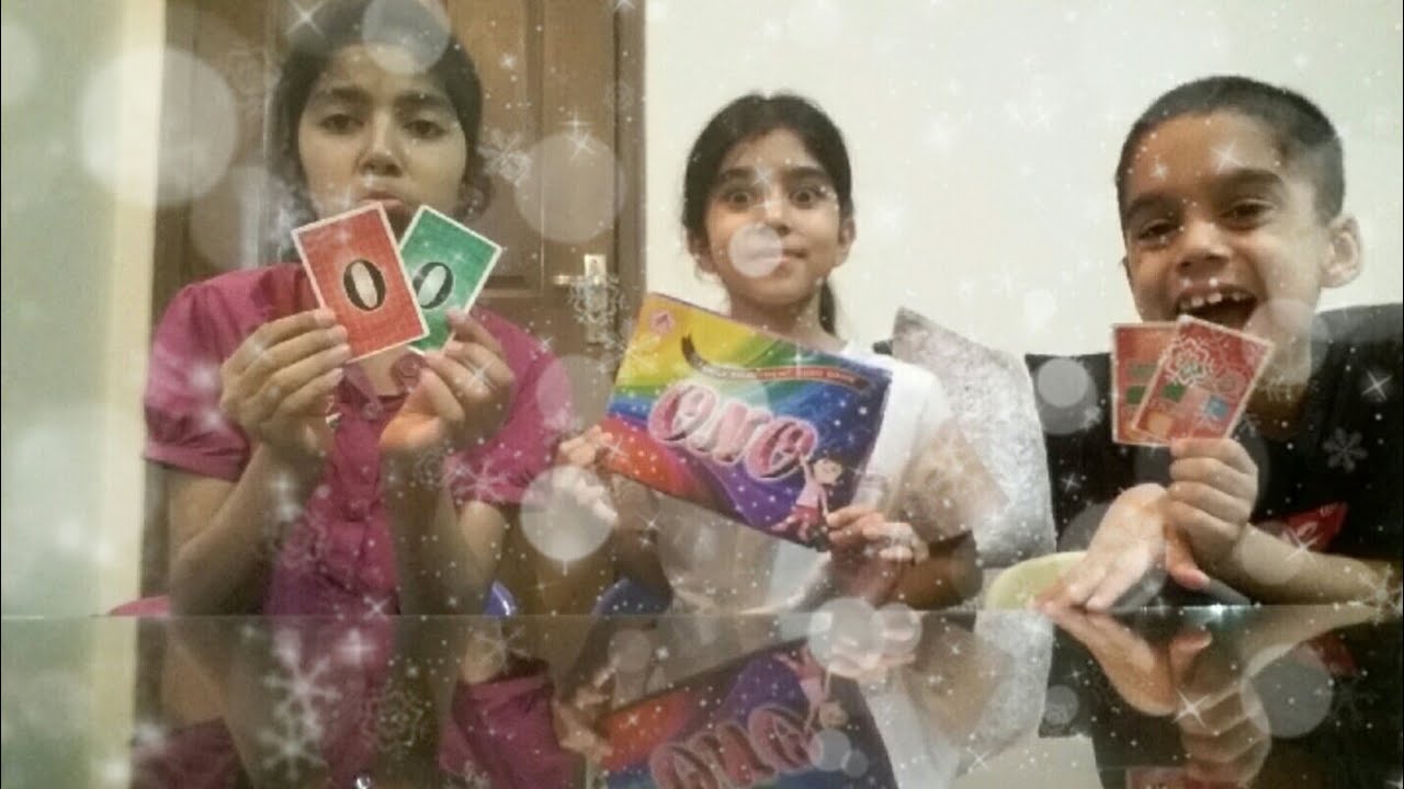 Playing ONO cards! Fun game - YouTube