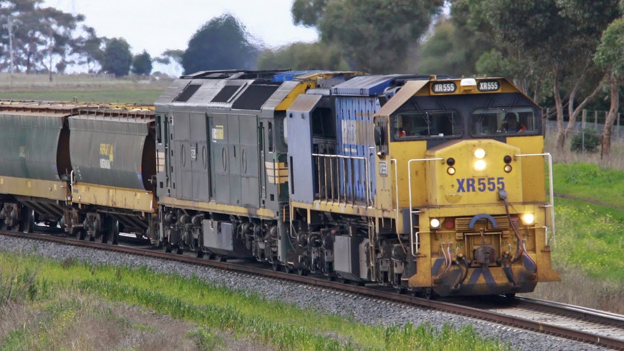 Freight Trains from Gheringhap to Geelong - Australian Trains, Victoria ...