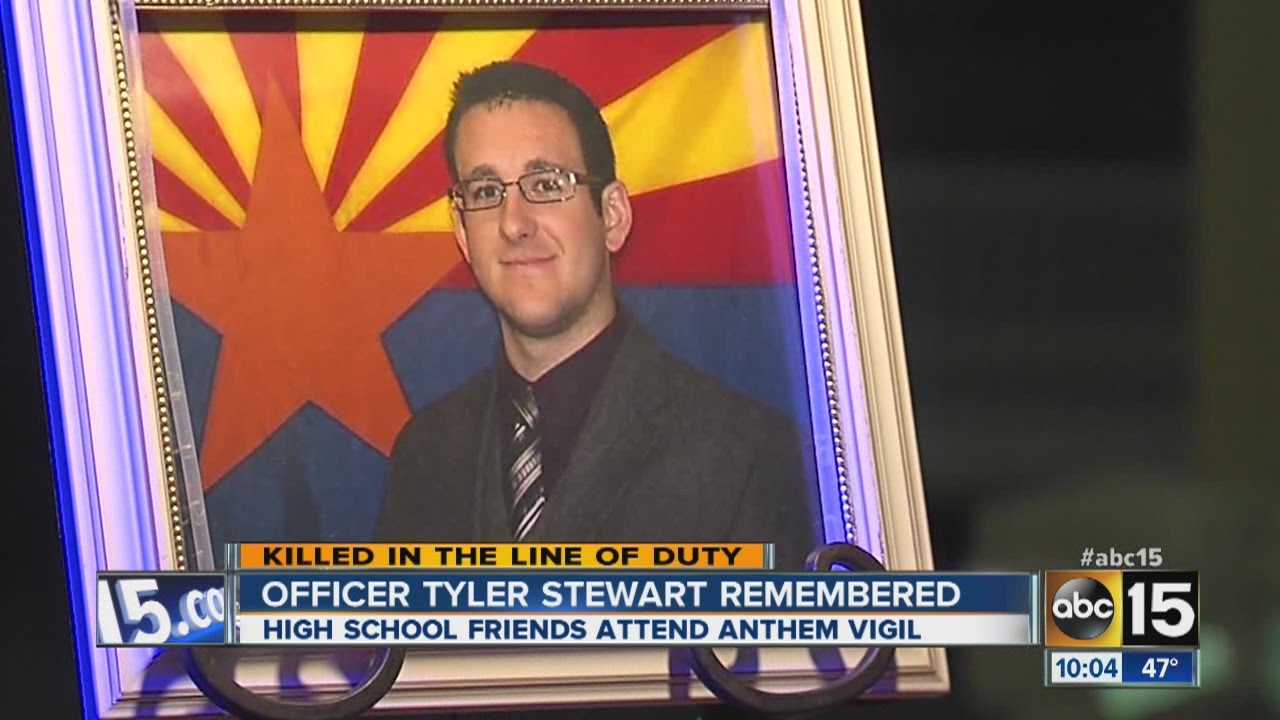 Anthem community holds tribute for Officer Tyler Stewart - YouTube