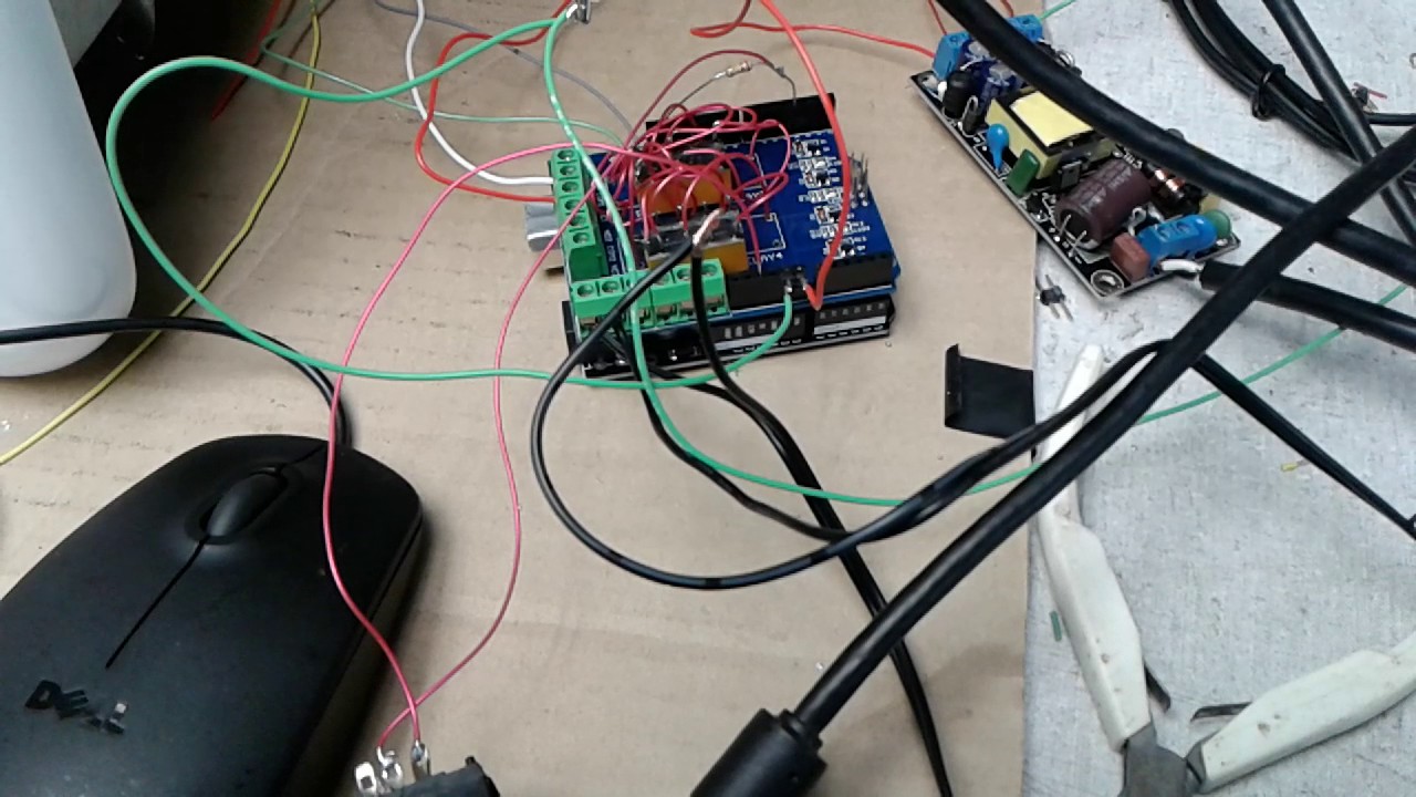 piEmac eMac CRT Hack eMac as monitor 2 - YouTube