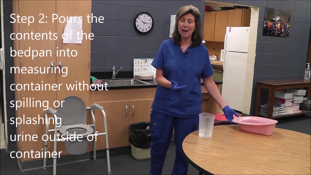 12 Measures and Records Urinary Output - YouTube