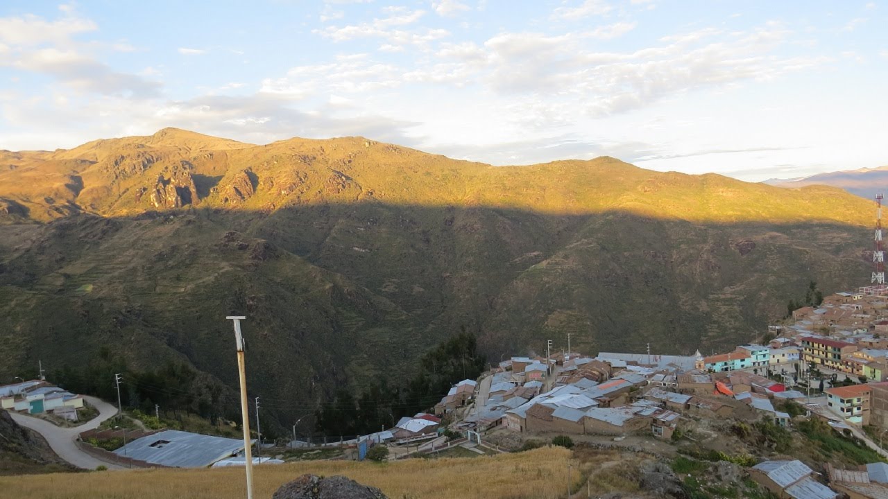 Tme lapse - Bello atardecer Andino - Laramarca - YouTube