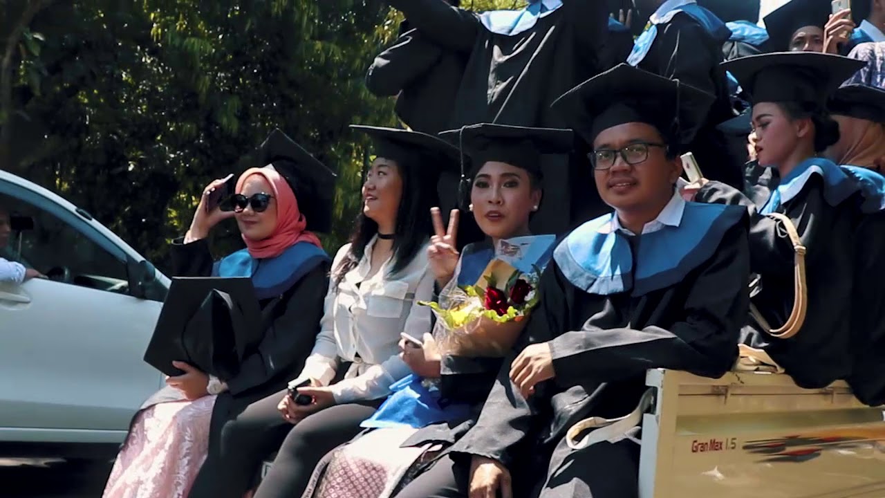 Wisuda Teknik Mesin Undip - YouTube